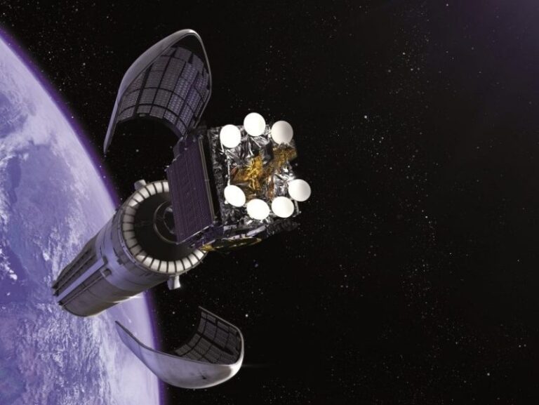 French Defence Minister announces anti-satellite laser weapons ...