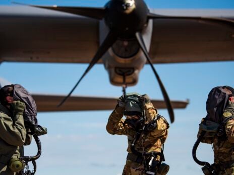 USAF’s UIPE Air 2PUG protective suit completes ground compatibility test