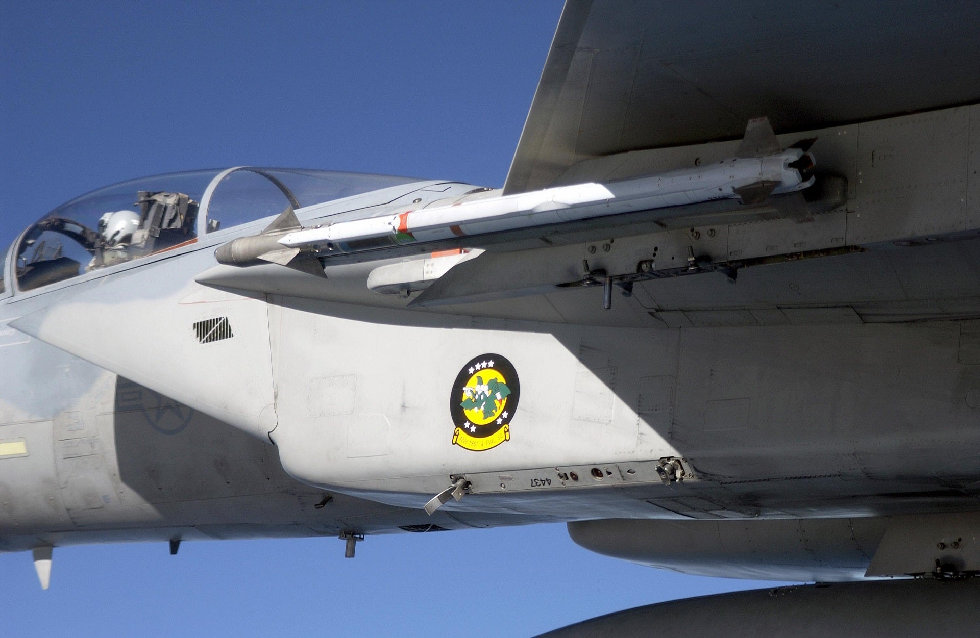 US Air Force Receives 10 000th AIM 9X Sidewinder Missile