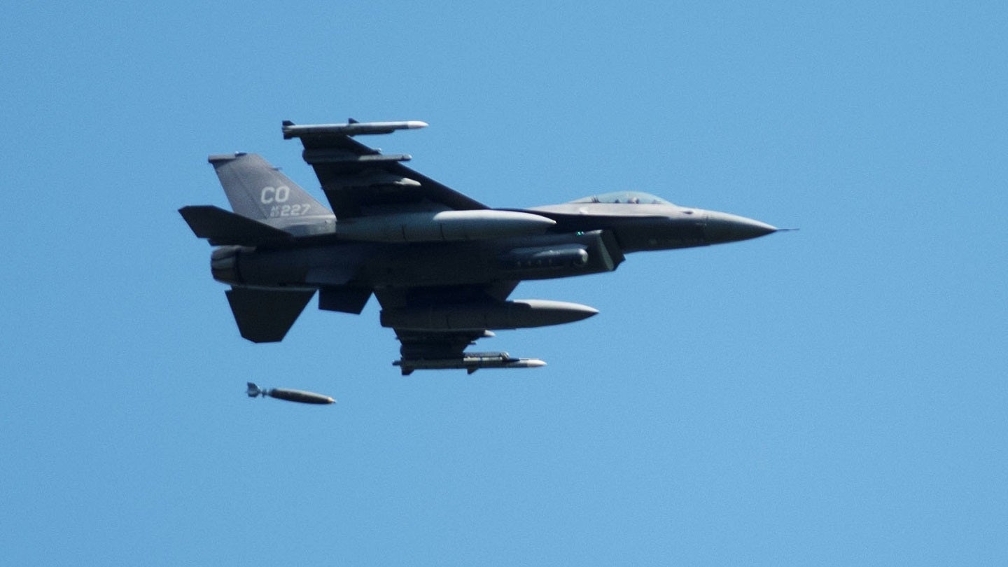 US DoD awards $7.4bn JDAM kit contract to Boeing - Airforce Technology