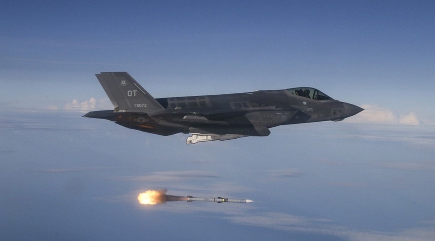 US sells AMRAAM missiles worth more than $2bn to Nordic nations ...