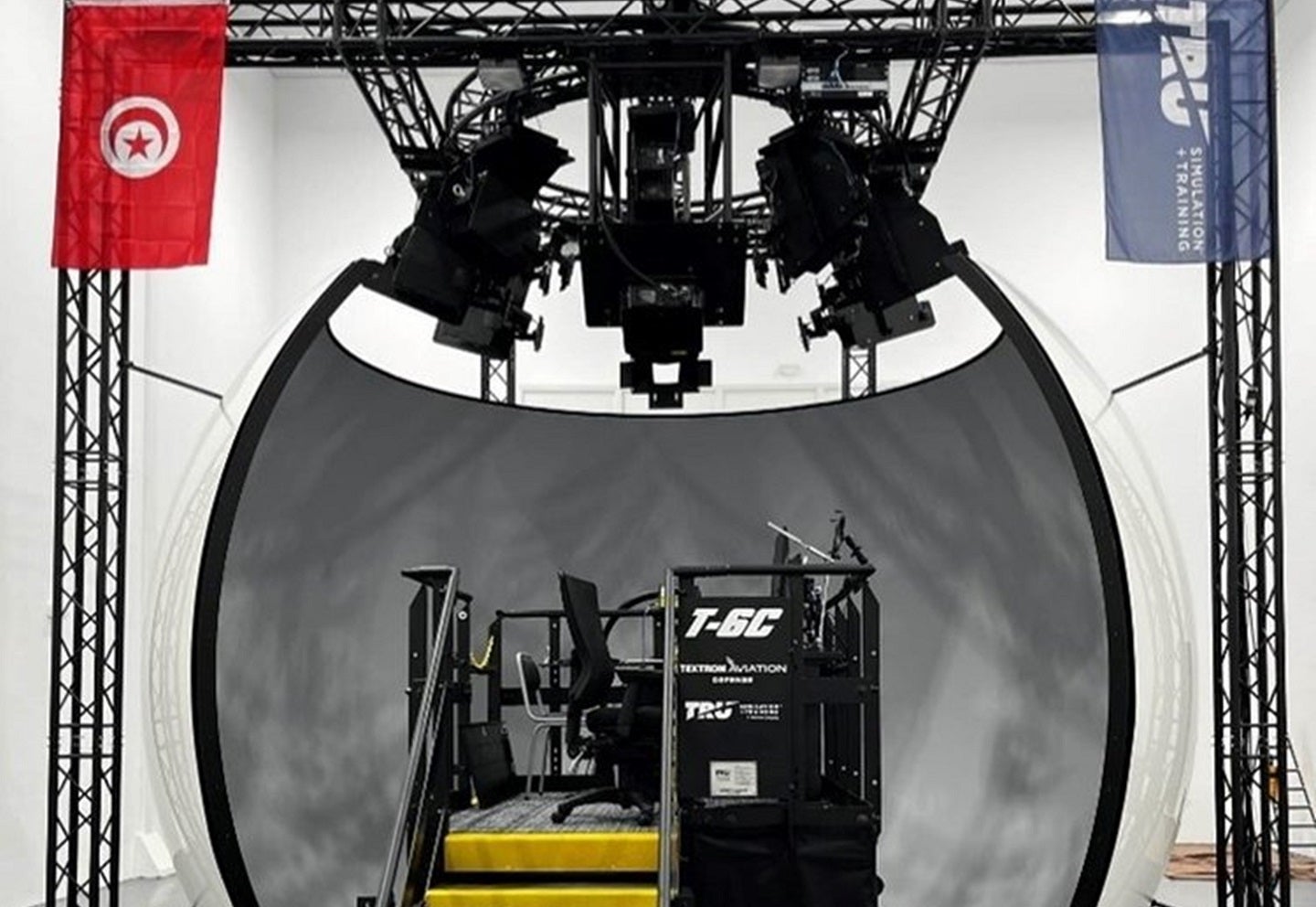 Tunisia improves pilot training with Beechcraft T-6C flight trainers ...