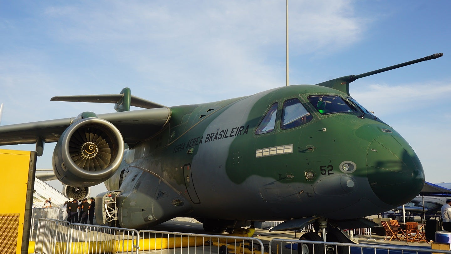 South Africa moves forward with acquisition of Embraer C-390 - Airforce ...
