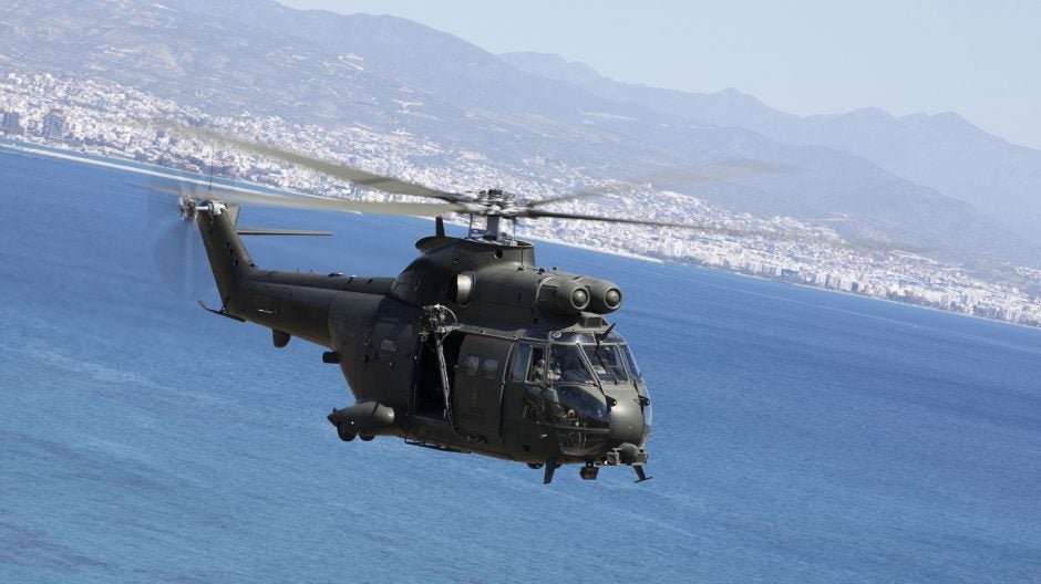 UK scraps 25% of Chinook helicopter force and entire Puma HC2 fleet ...