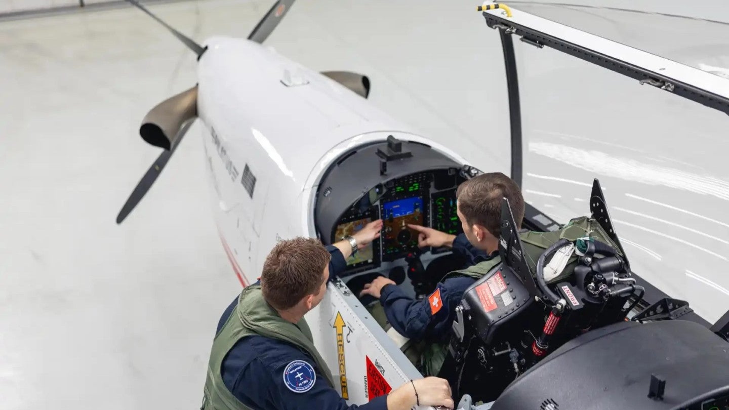 Pilatus selects Garmin G3000 avionics suite for PC-7 MKX